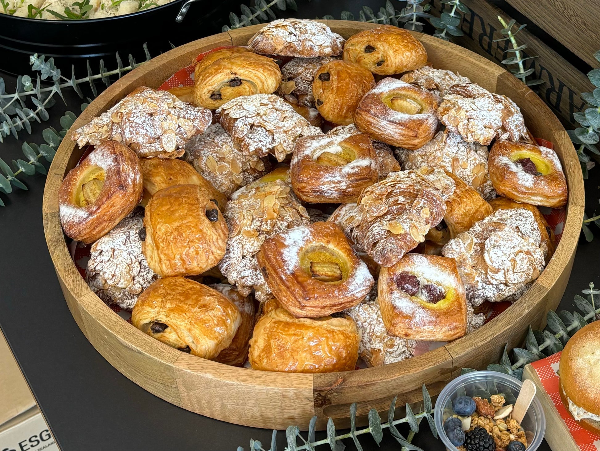 MINI PASTRIES – Platter&Boe